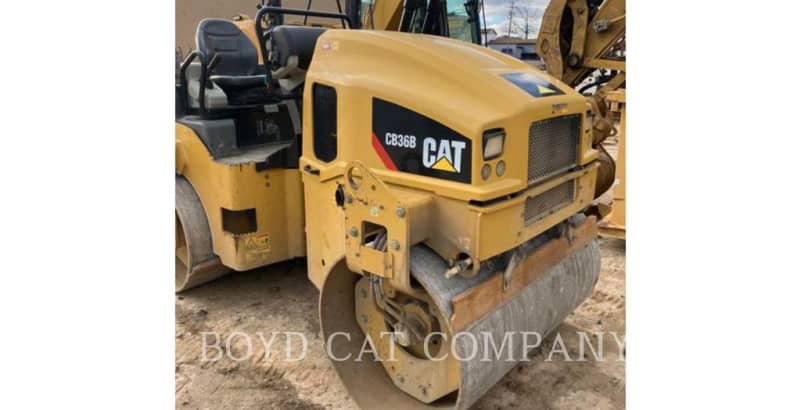 Used 2018 Caterpillar CB36B Compactor #A7682833 for sale