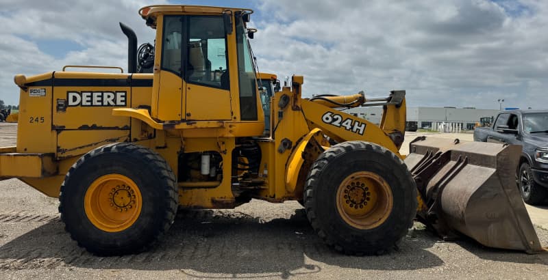 Used 2000 John Deere 624H Wheel loader #A0760761 for sale