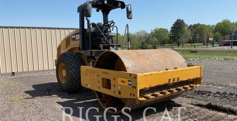 Used 2015 Caterpillar CS56B #A6137898 for sale