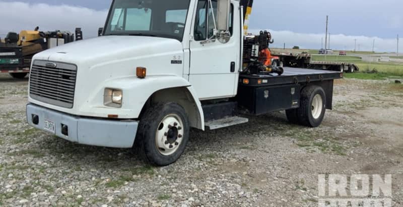Used 2000 Freightliner FL50 Service truck #A2480062 for sale