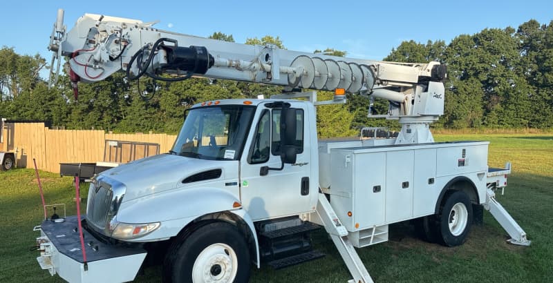 Used 2012 Altec DC47 TR Speciality truck #A1420389 for sale