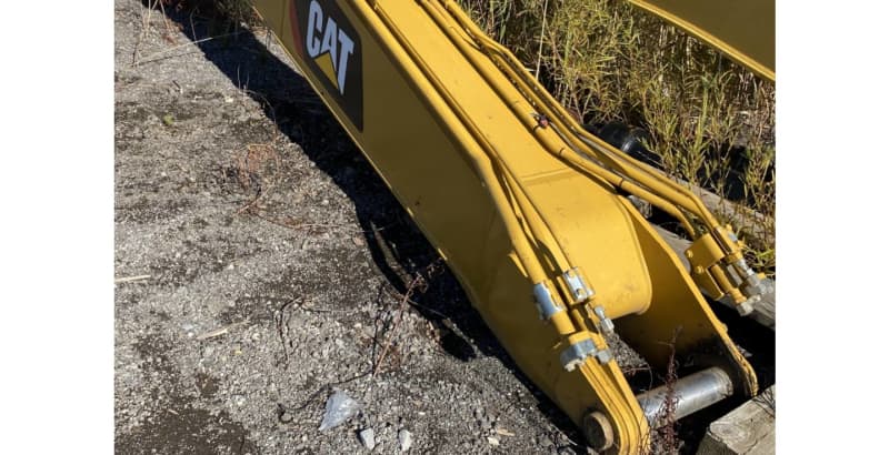 2018 Caterpillar 320/323 18 FOOT 8 INCH REACH BOOM for sale.