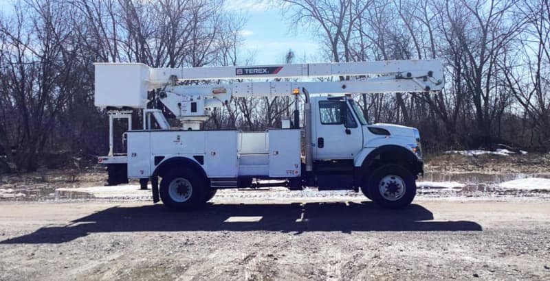 Used 2019 International 7300 Bucket truck #A5225151 for sale