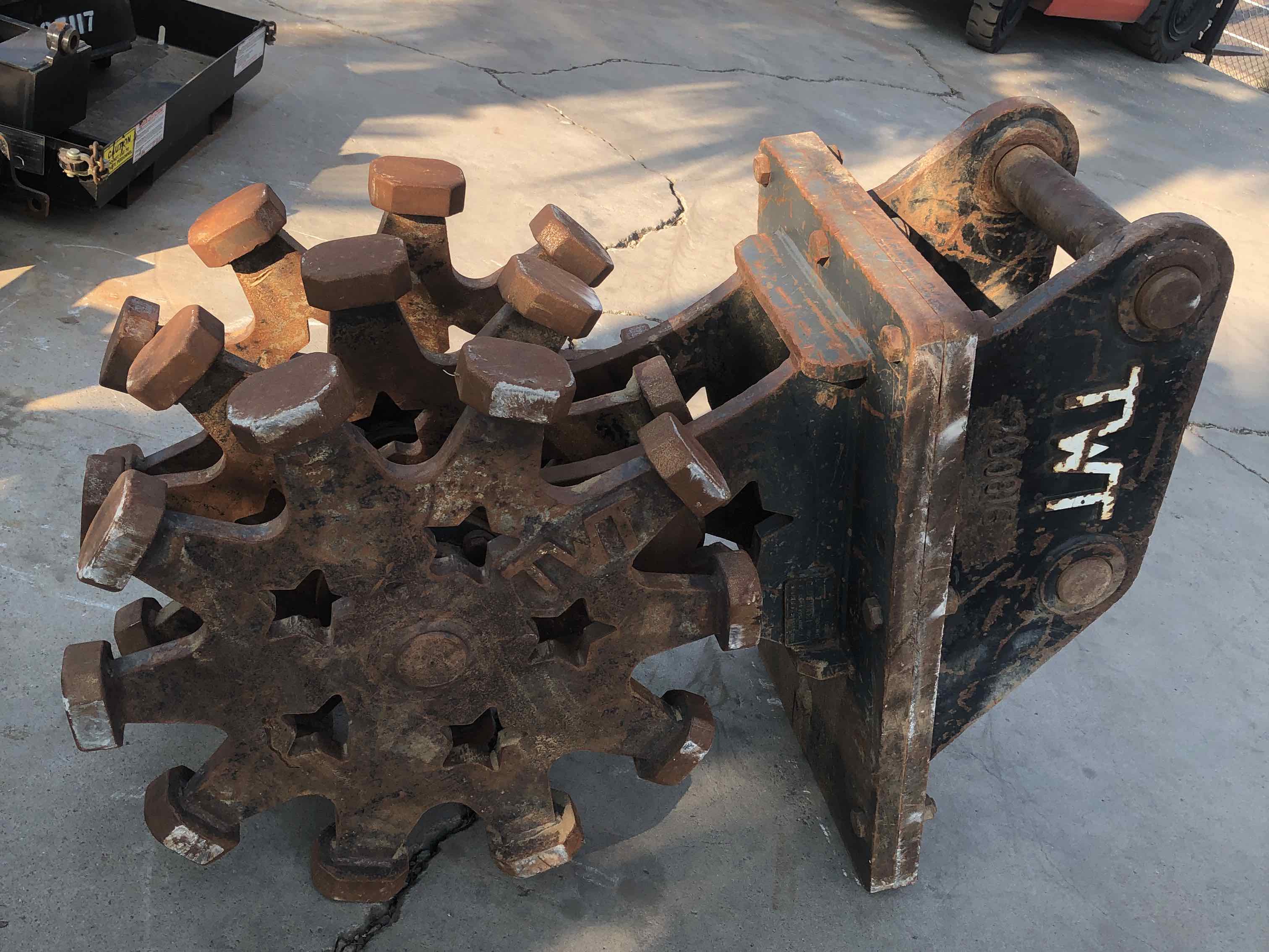 Used Americ Heavy Equipment for sale - Boom & Bucket