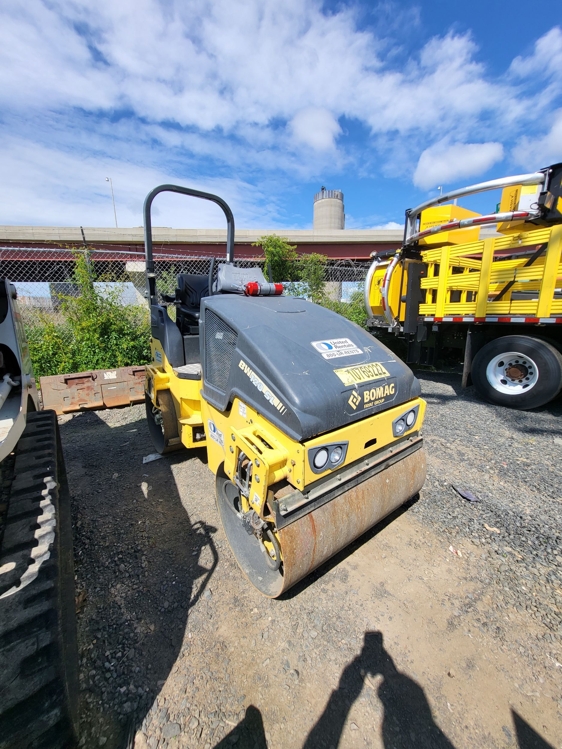 Used BOMAG Heavy Equipment for sale - Boom & Bucket