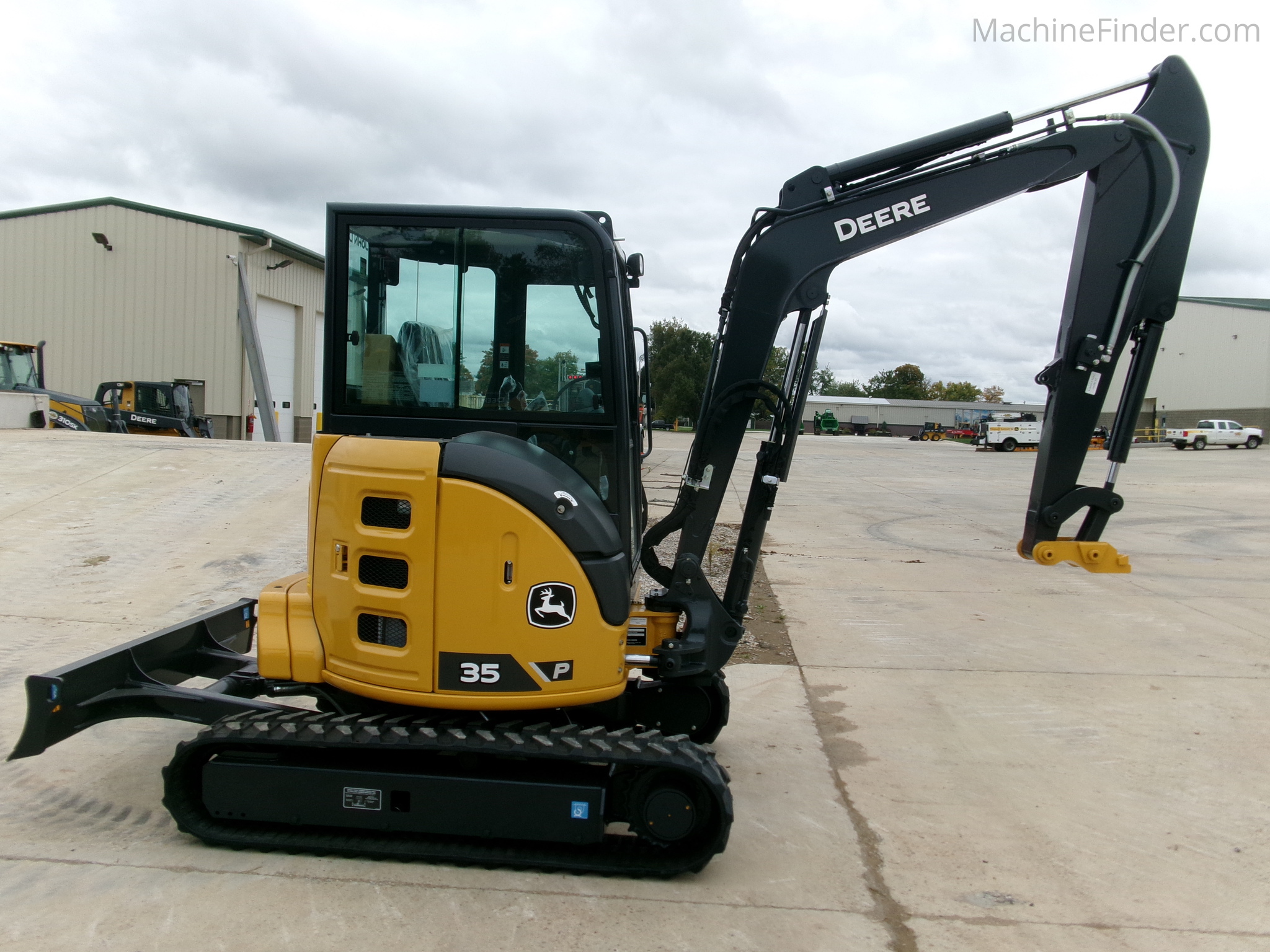 Used Mini Excavators for sale in Nitro, WV