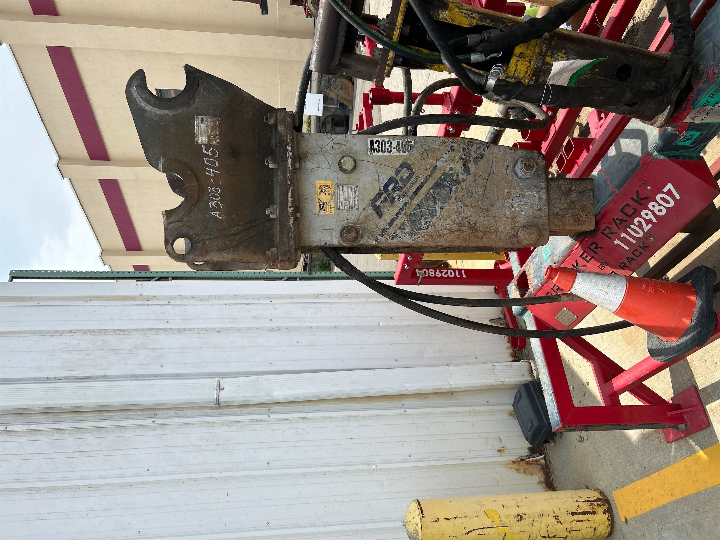 Used Kent Heavy Equipment for sale - Boom & Bucket