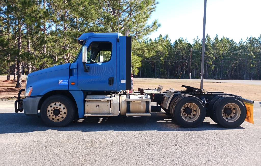 Used Heavy Equipment for sale - Boom & Bucket