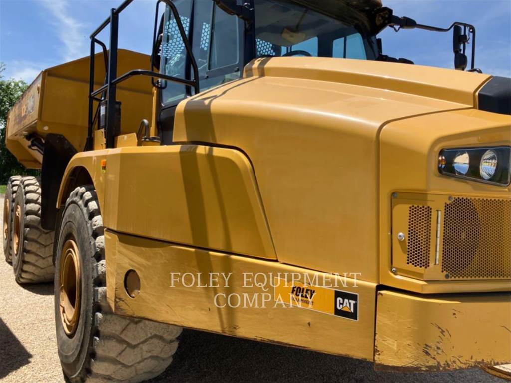 Camiones Articulados usada a la venta en Kansas