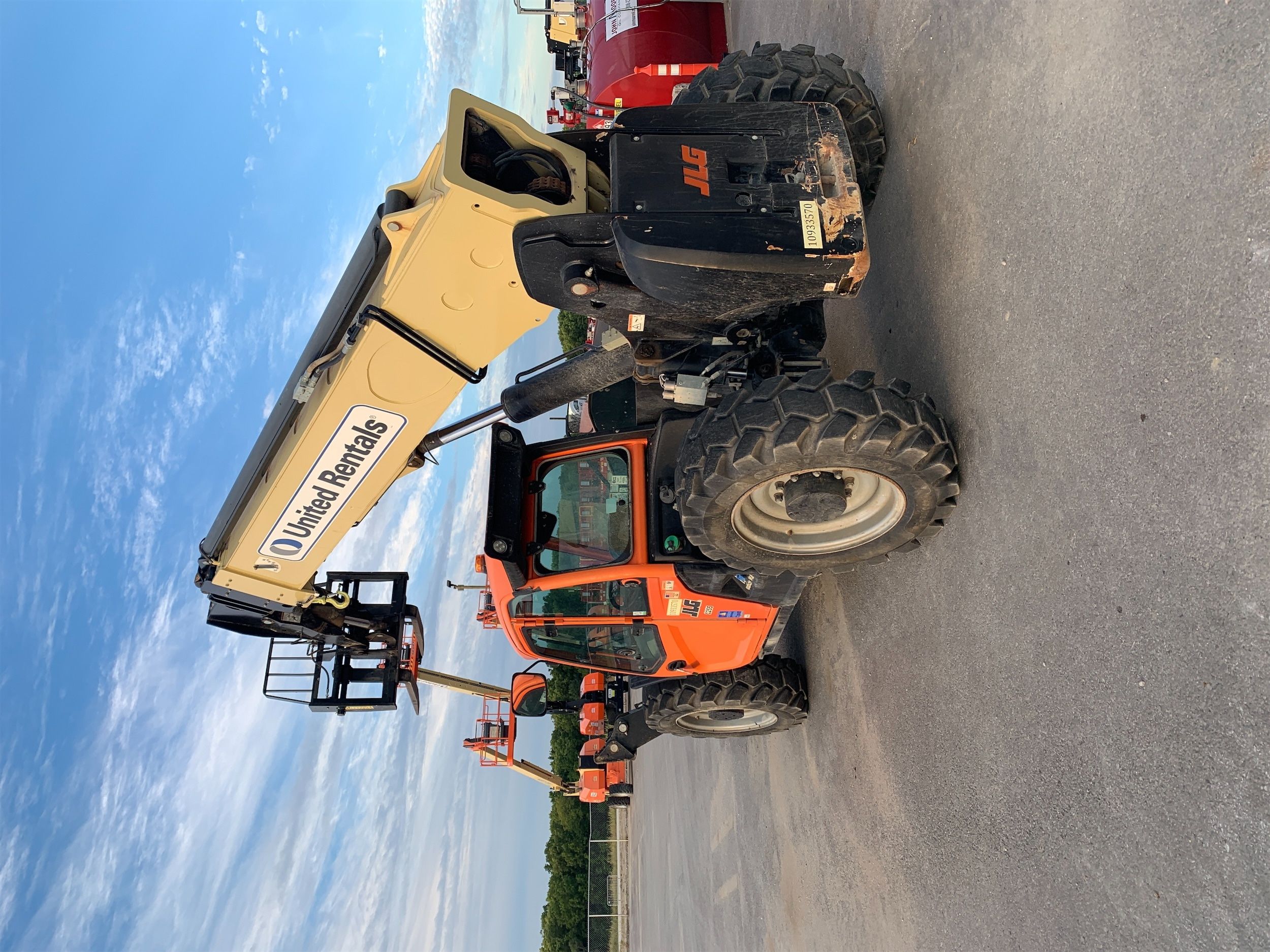 Used Telehandlers for sale in Missouri - Boom & Bucket