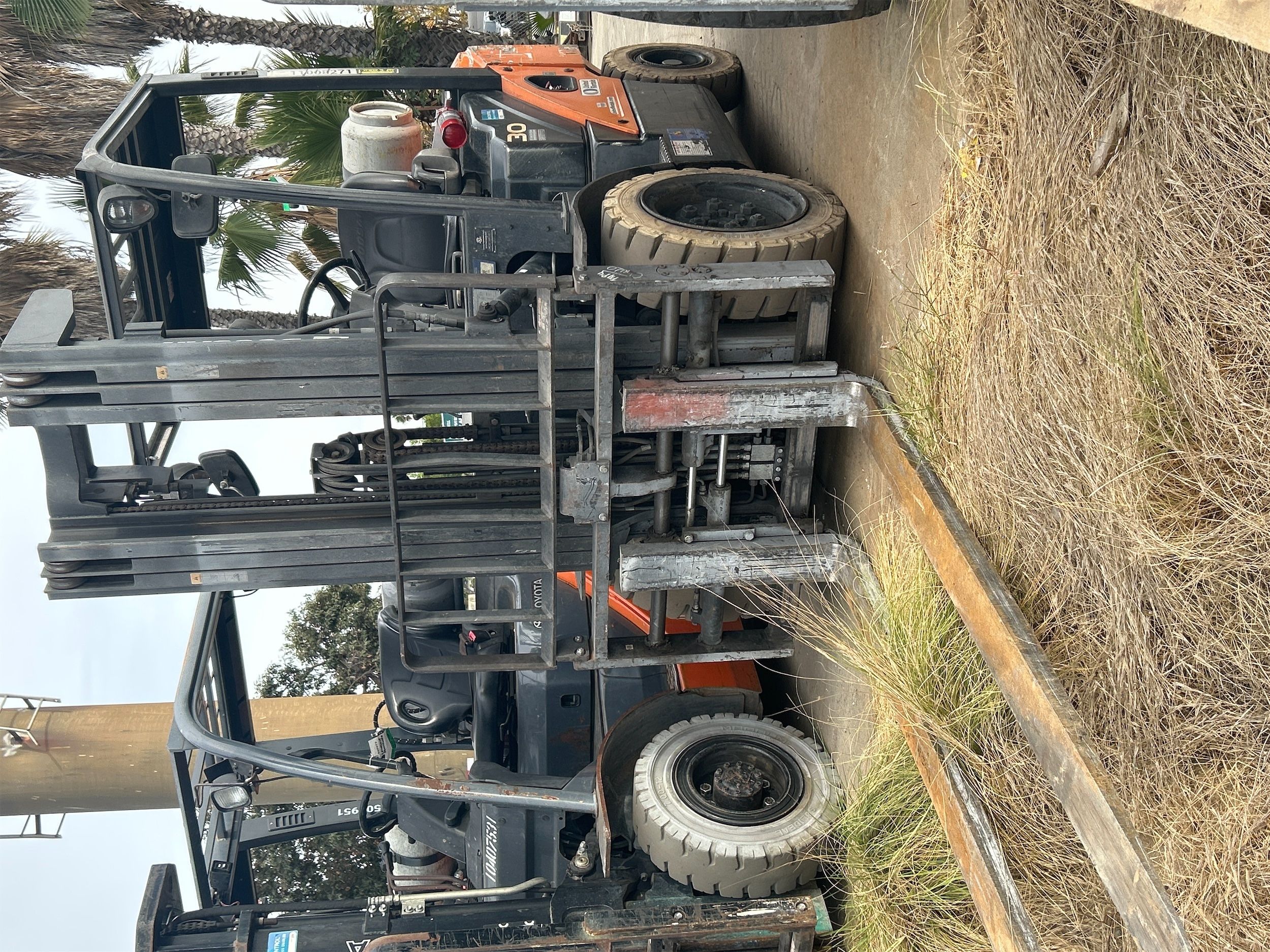 Used Doosan G30P-7DF for sale - 4 Listings