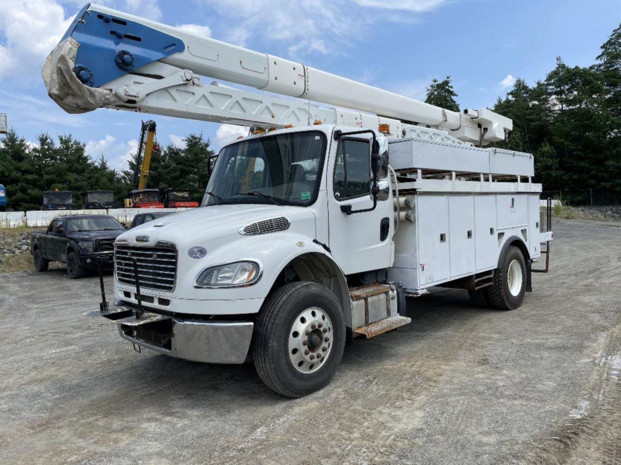 Used Bucket Trucks for sale in Maine - 1 Listing
