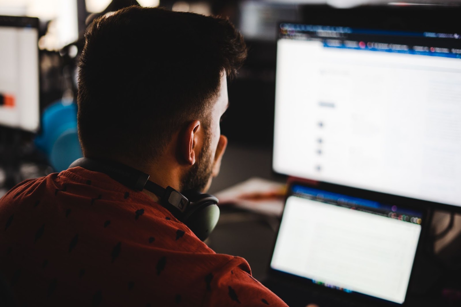 How to be a good Team Leader — Responsibilities + FREE TEMPLATE