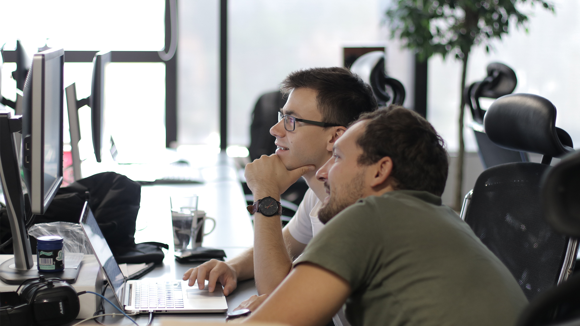 What to look for when hiring a software development company | Bornfight