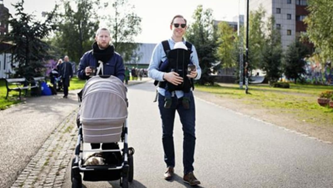 Aktiviteter og fællesskaber for far på barsel