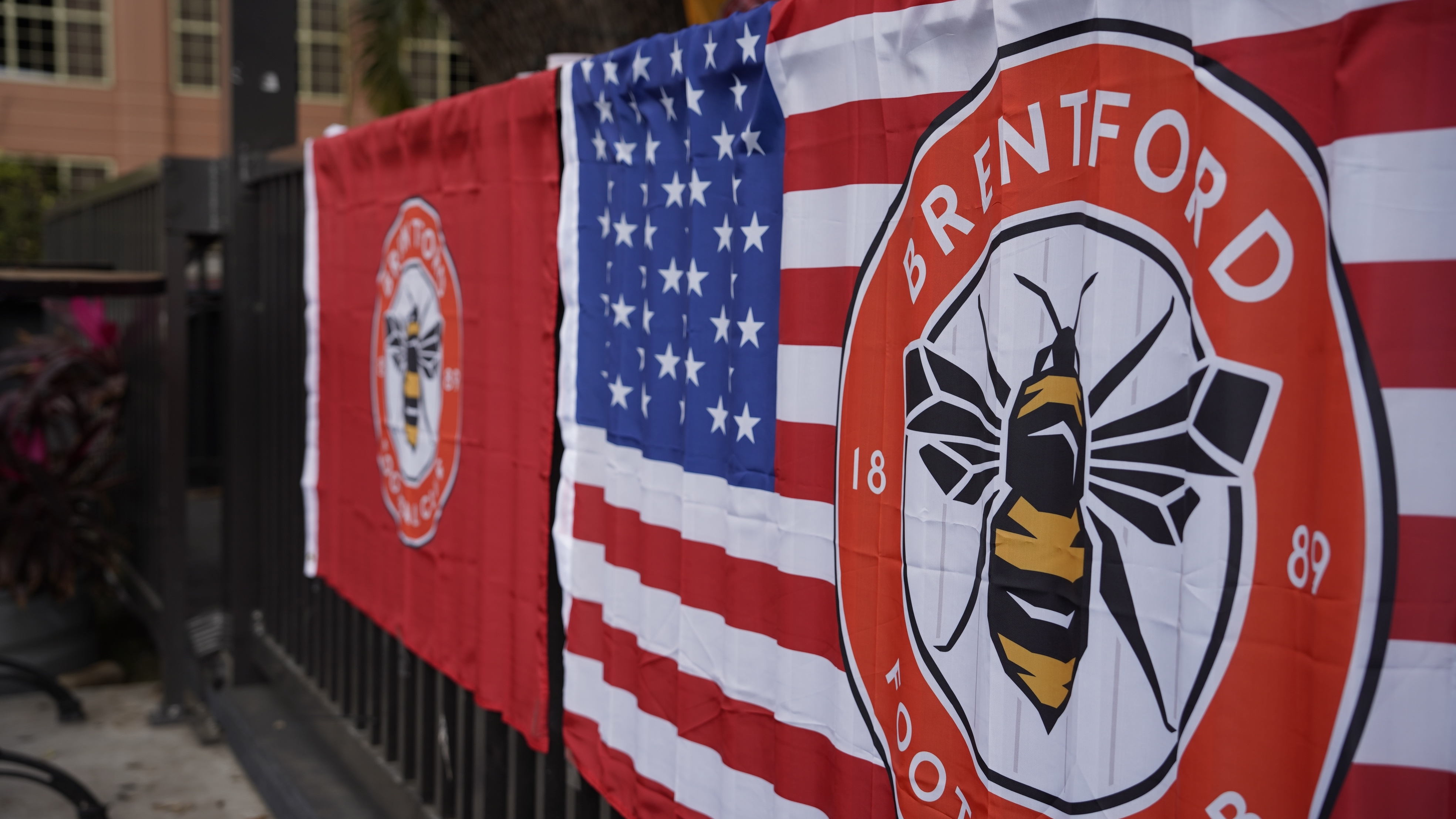 The Bees in Chicago | Brentford FC