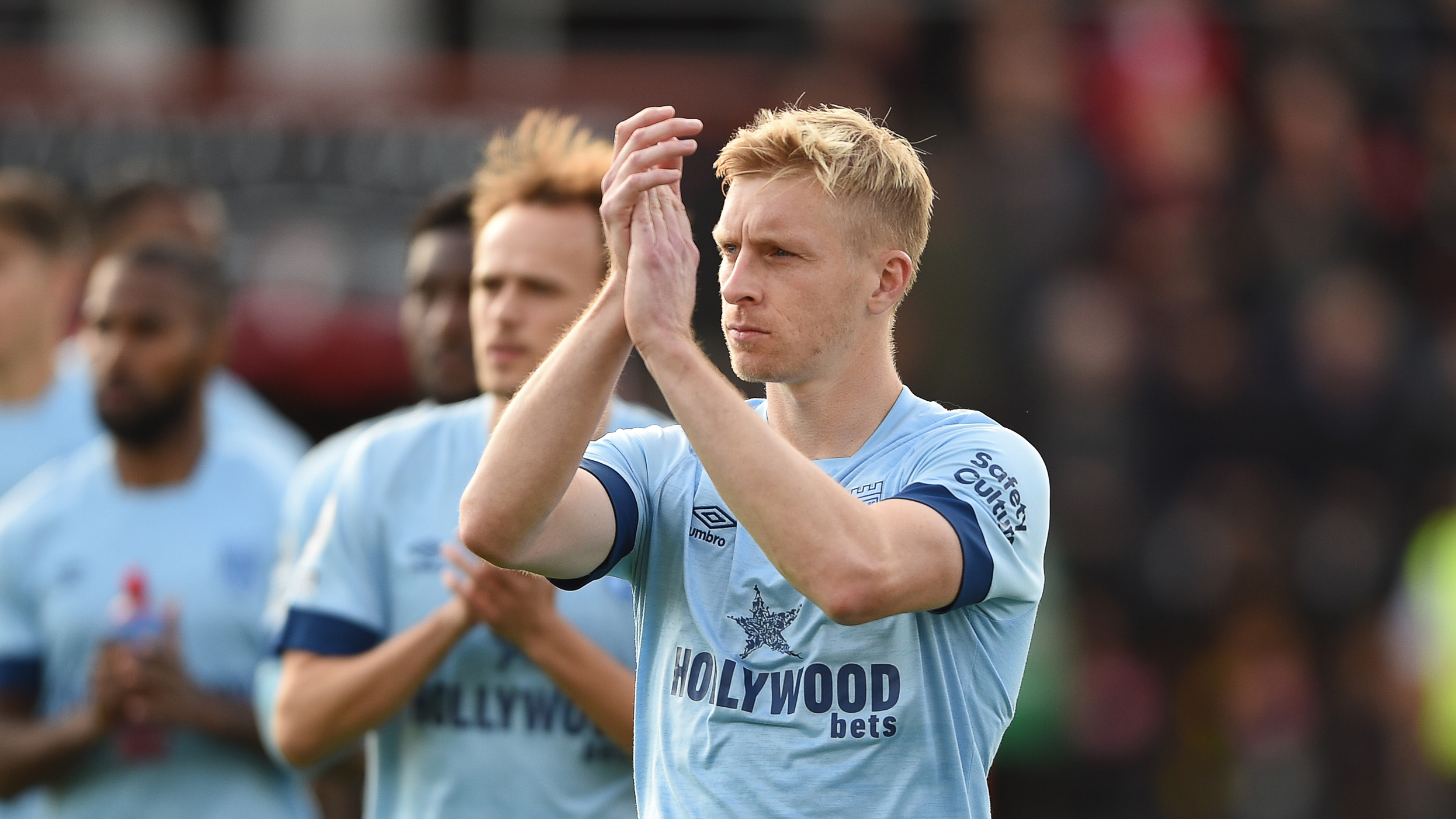 Mee frustrated with Liverpool defeat | Brentford FC