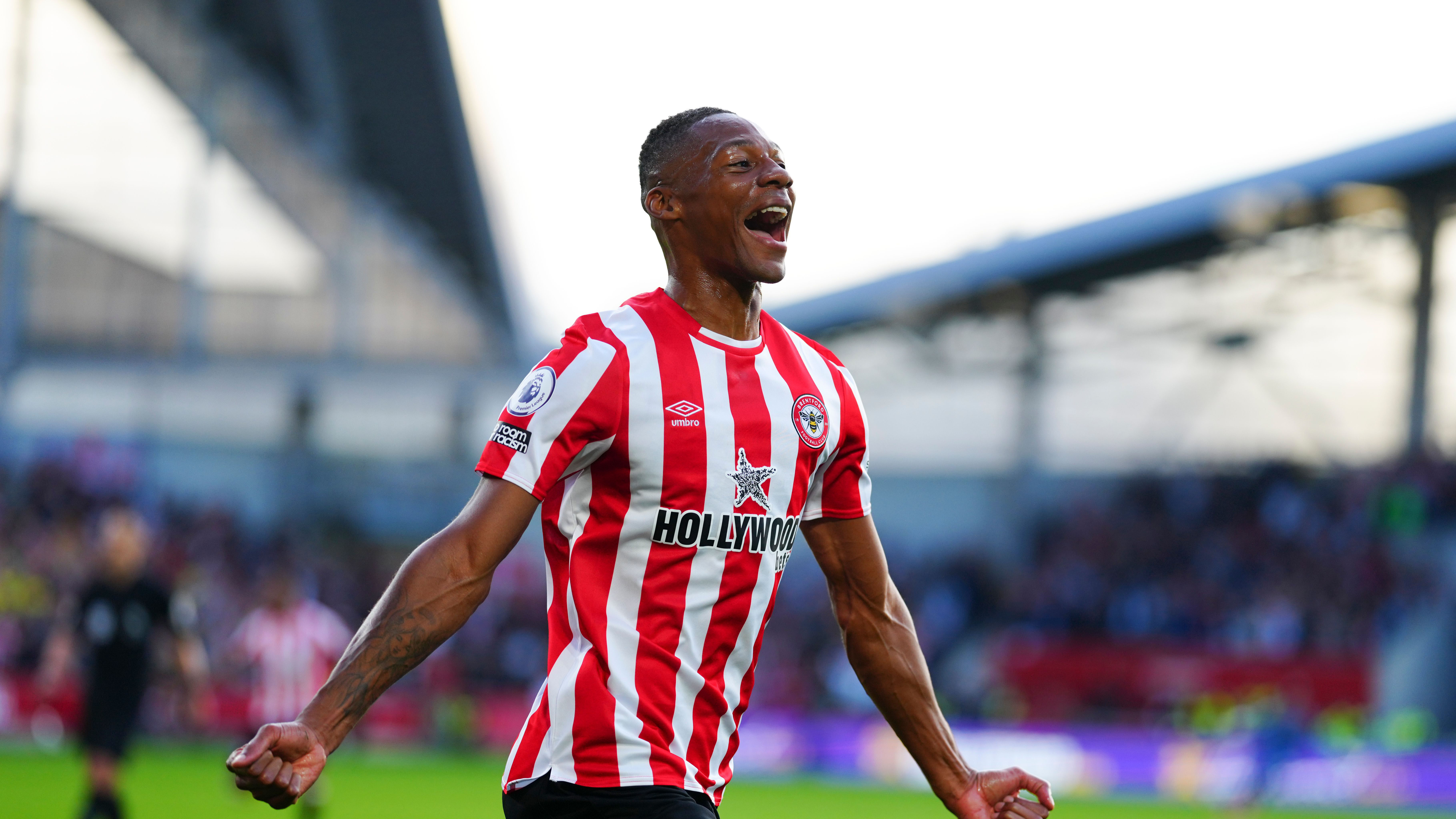 Pinnock signs new Brentford deal | Brentford FC