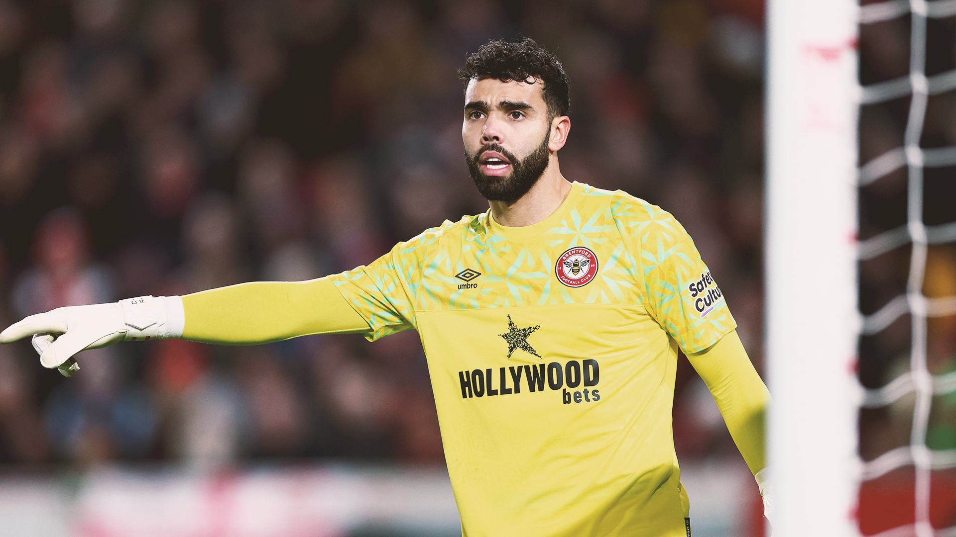 Raya signs new contract and joins Arsenal on loan | Brentford FC