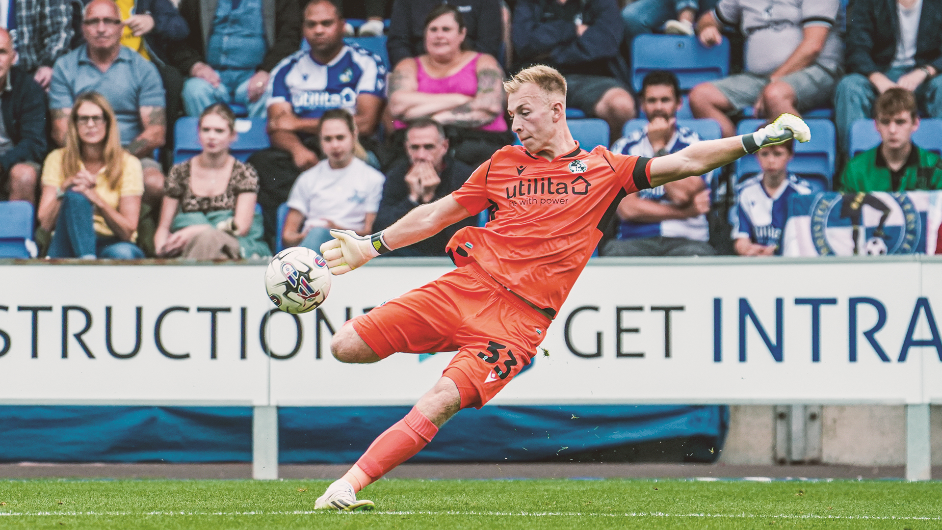 Cox keeps first clean sheet in Bristol Rovers win | Brentford FC