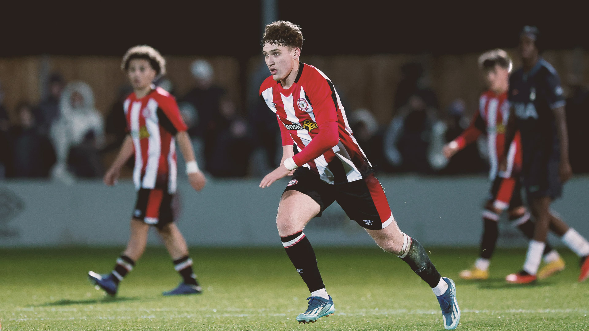 Iwan Morgan signs new long-term contract | Brentford FC