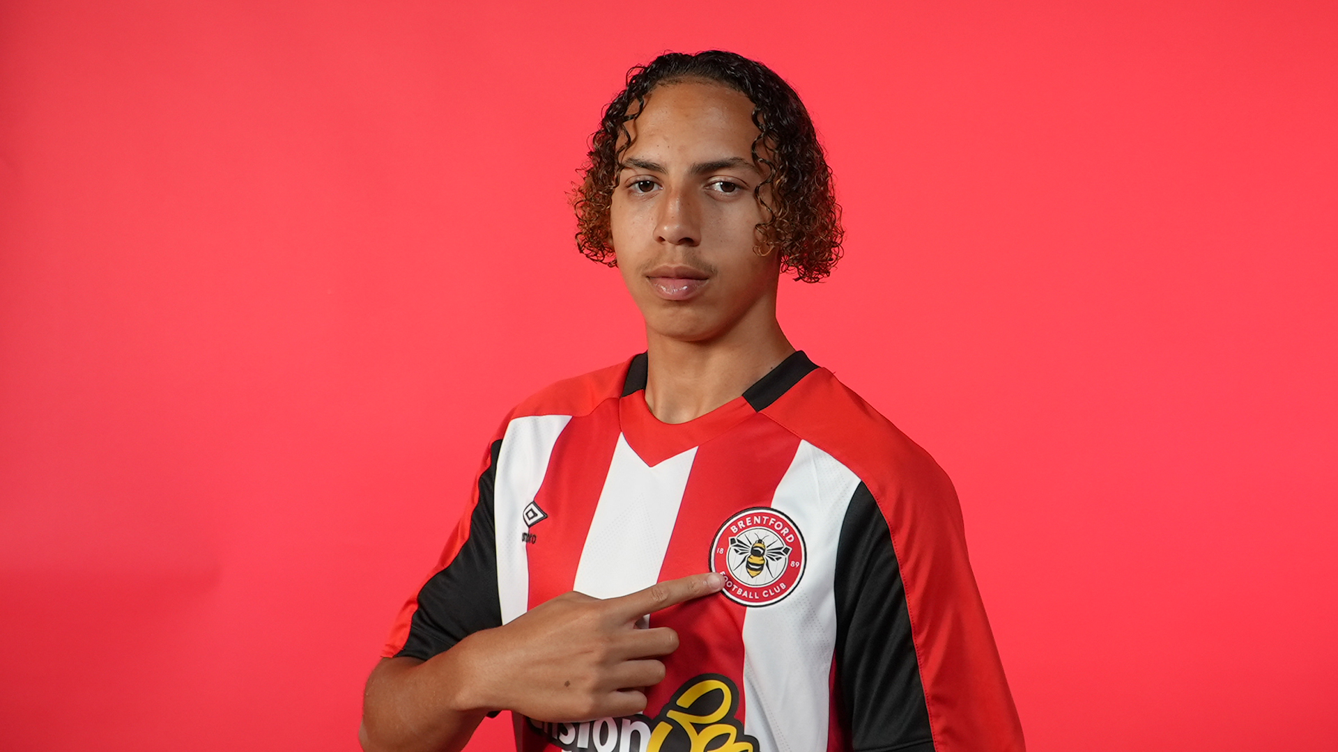 Brentford Buzz: Riley Owen | Brentford FC