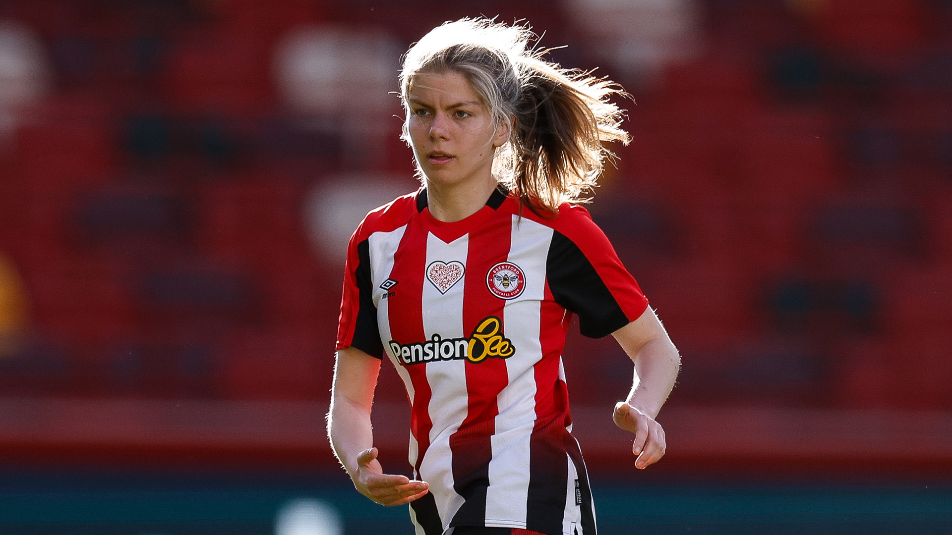 Freya Worsley: A Week in the Life | Brentford FC