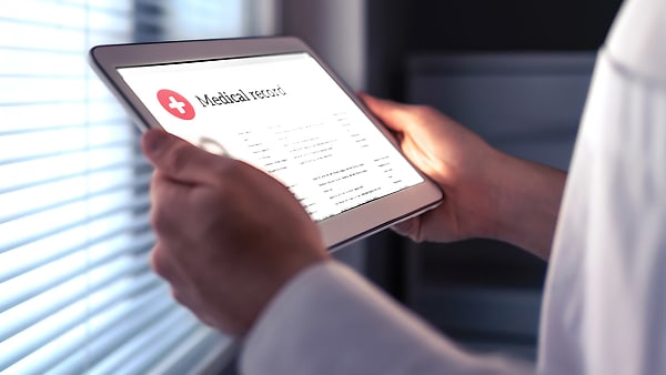 Ophthalmic Professional