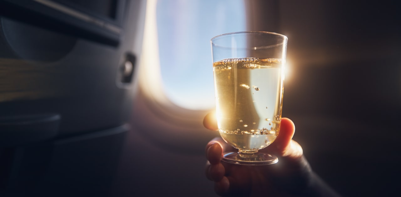 Inflight Alcohol: Impact on Sleep and Oxygen | Conexiant