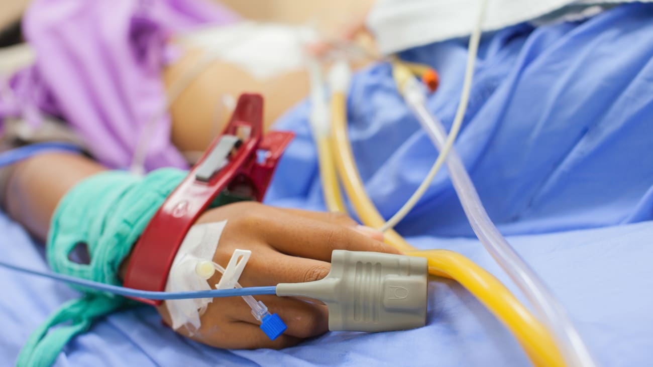 COVID-19 webinar: Caring for critically ill patients with COVID-19 ...