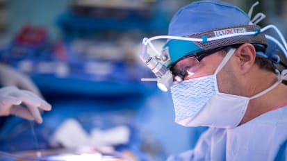 Vitrectomy for epiretinal membrane - Mayo Clinic