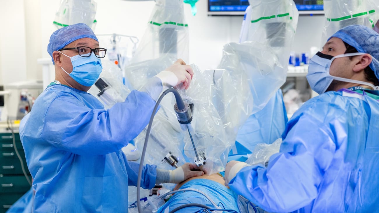 Unique Three-Incision Technique Succeeds for Robotic Chest Surgery ...