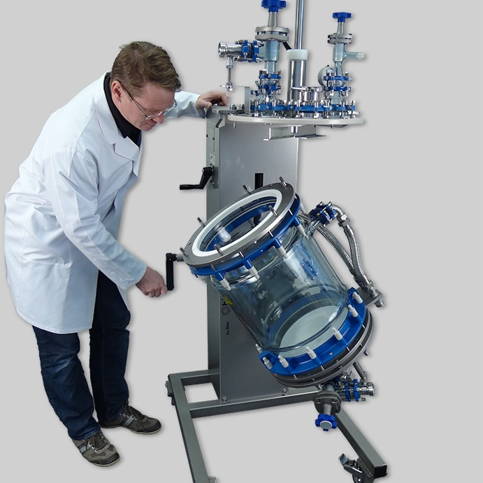 Buchiglas - Solid Phase Peptide Synthesis Equipment (SPPS) Buchiglas - Solid Phase Peptide Synthesis Equipment (SPPS)
