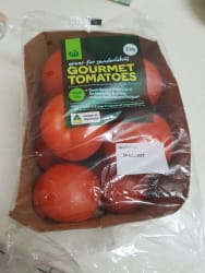 Woolworths Gourmet Tomatoes 1kg | bunch