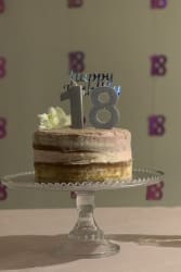 Woolworths Double Unfilled Sponge 460g | bunch