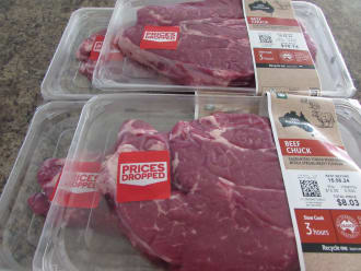 Woolworths Beef Chuck 650g - 1.3kg(up to 1 KG) | bunch