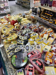 Exploring Brisbane - Supa IGA Mount Cotton | bunch