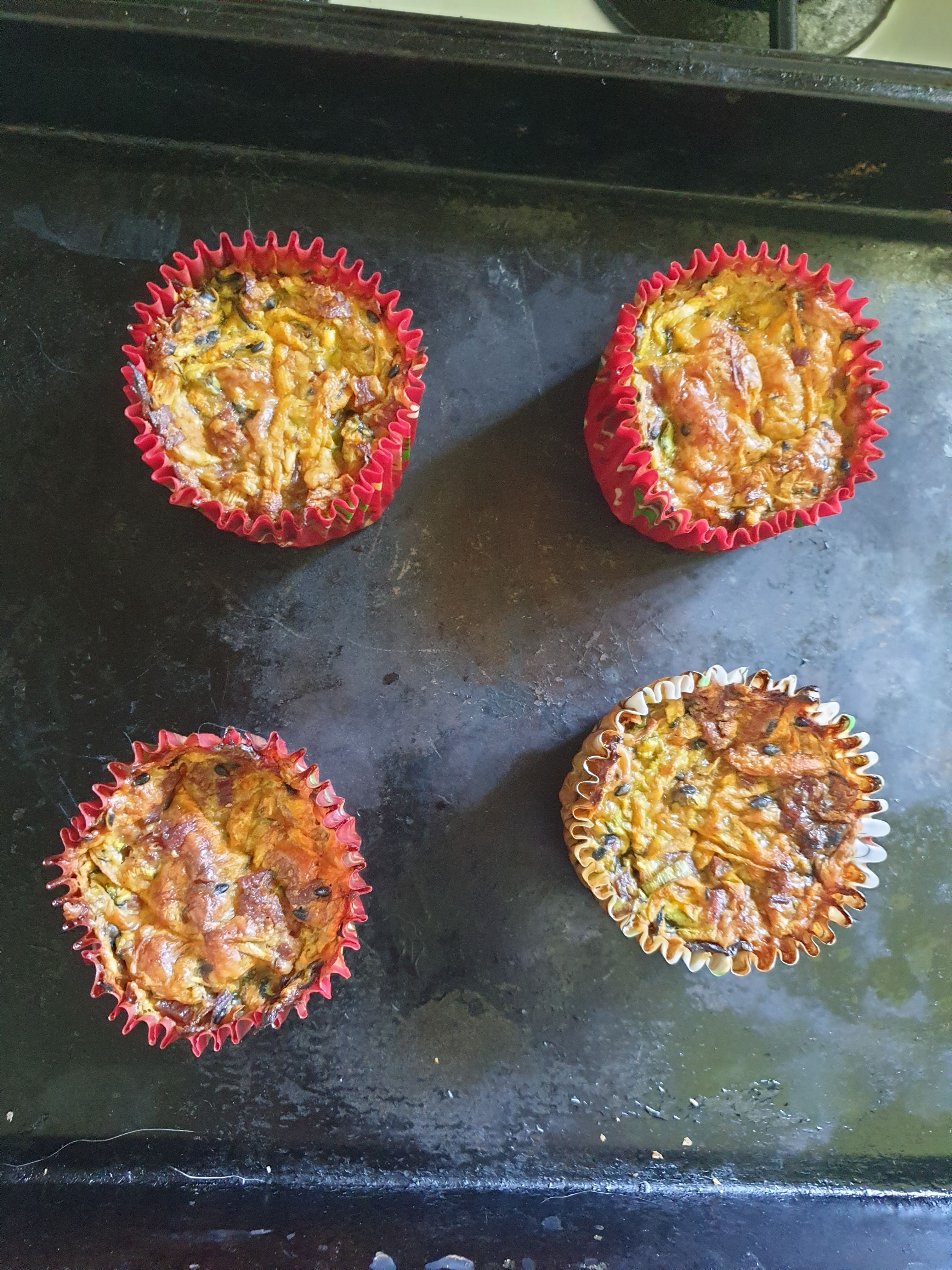 Savoury zucchini muffins | bunch