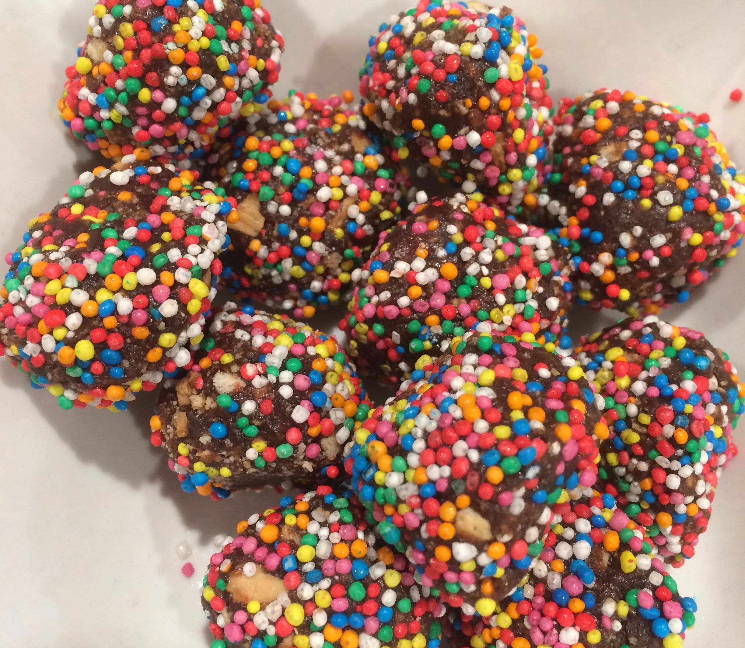 Choc Crunch Energy Balls | bunch