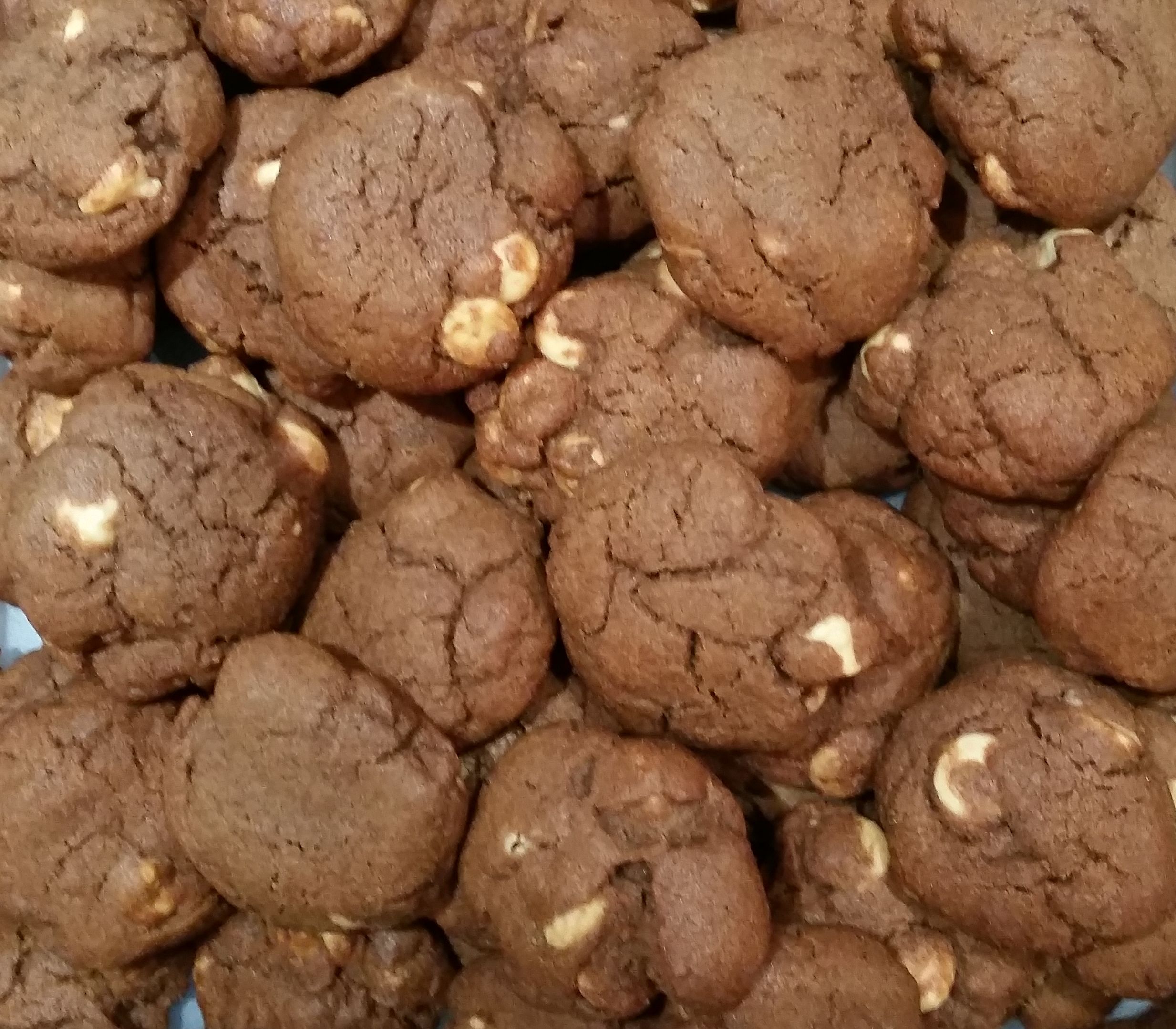Soft & chewy double choc cookies | bunch