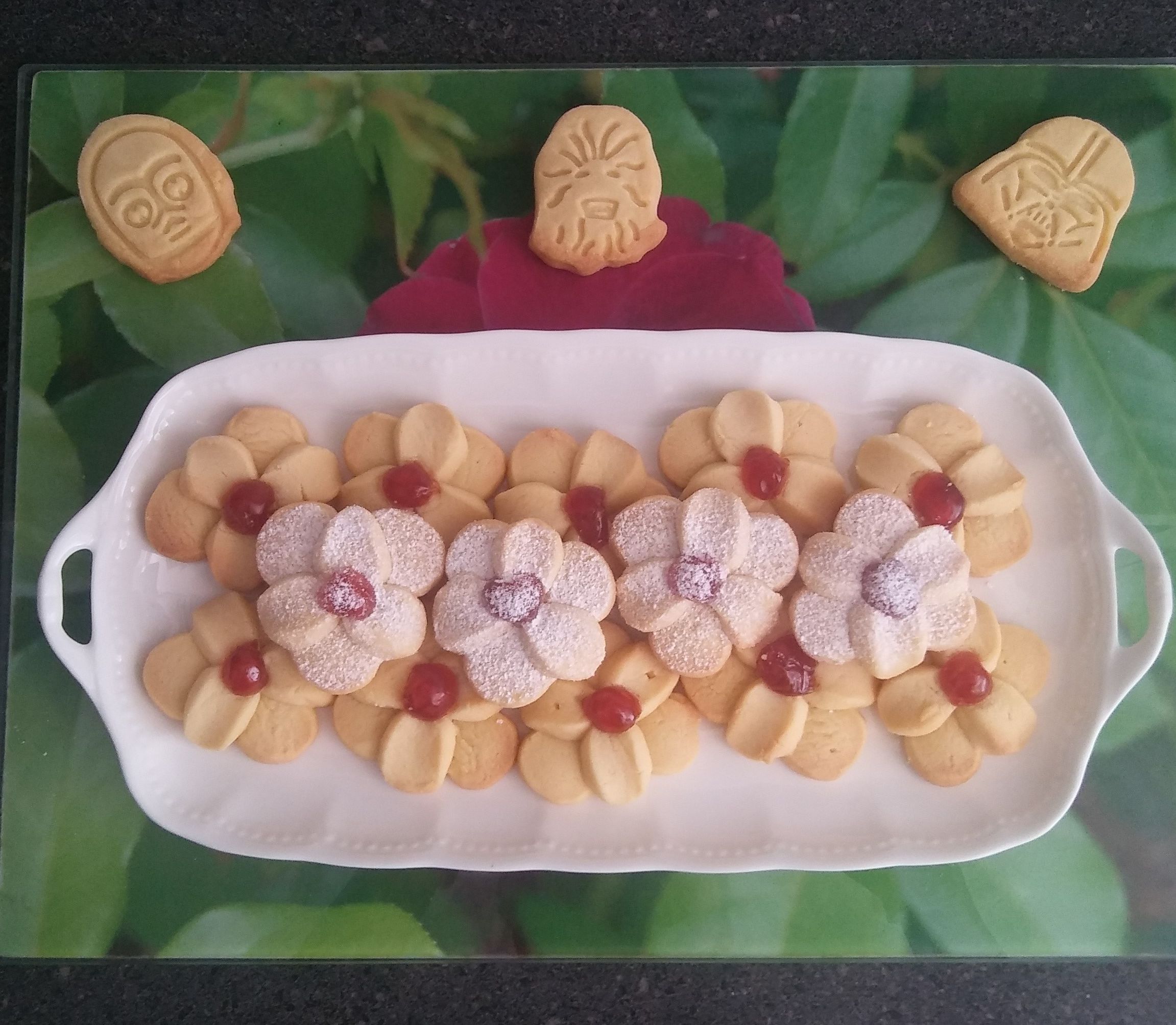 Shortbread Flowers | bunch