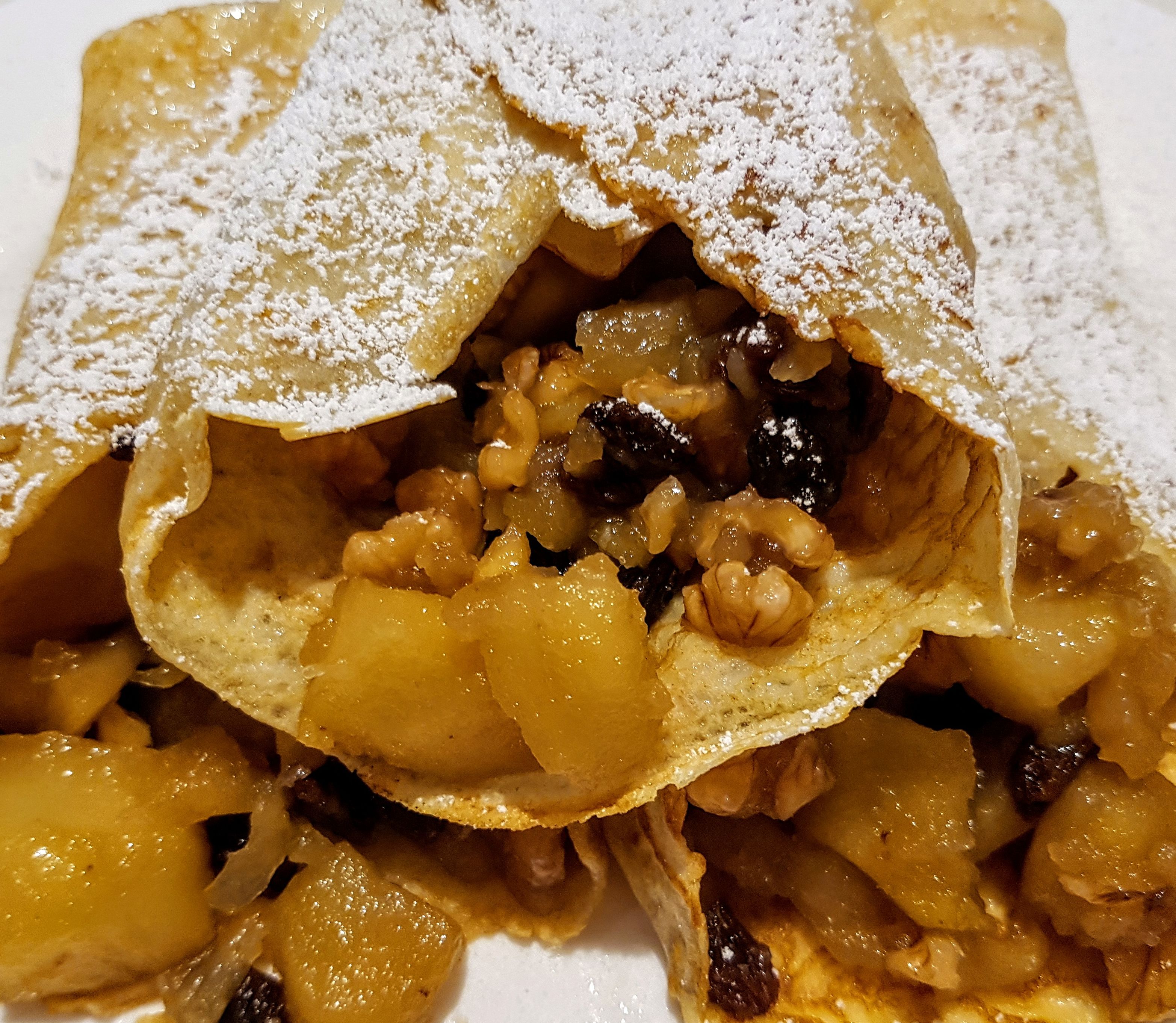 Applelicious crepes! | bunch