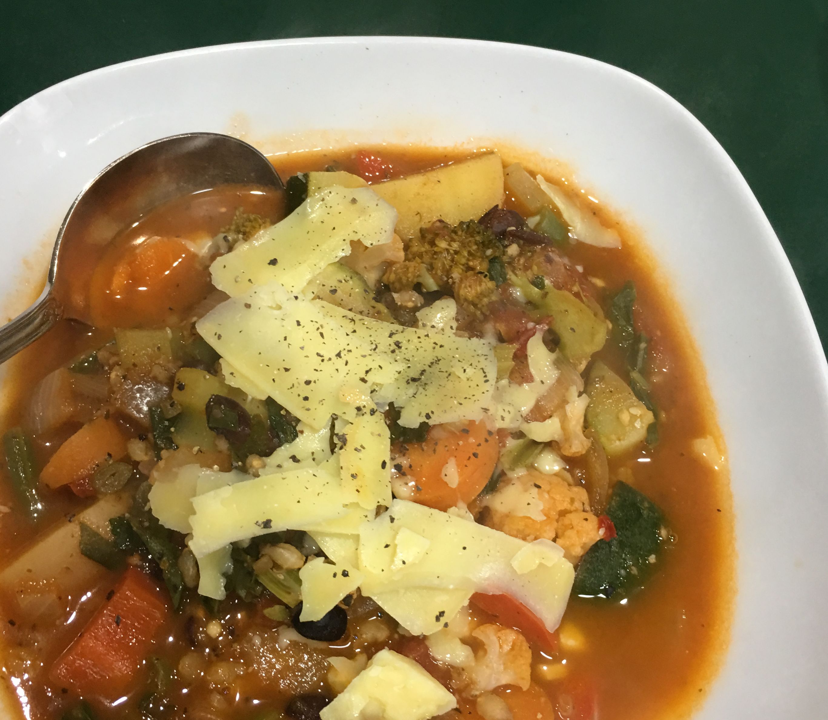 Traditional minestrone soup | bunch