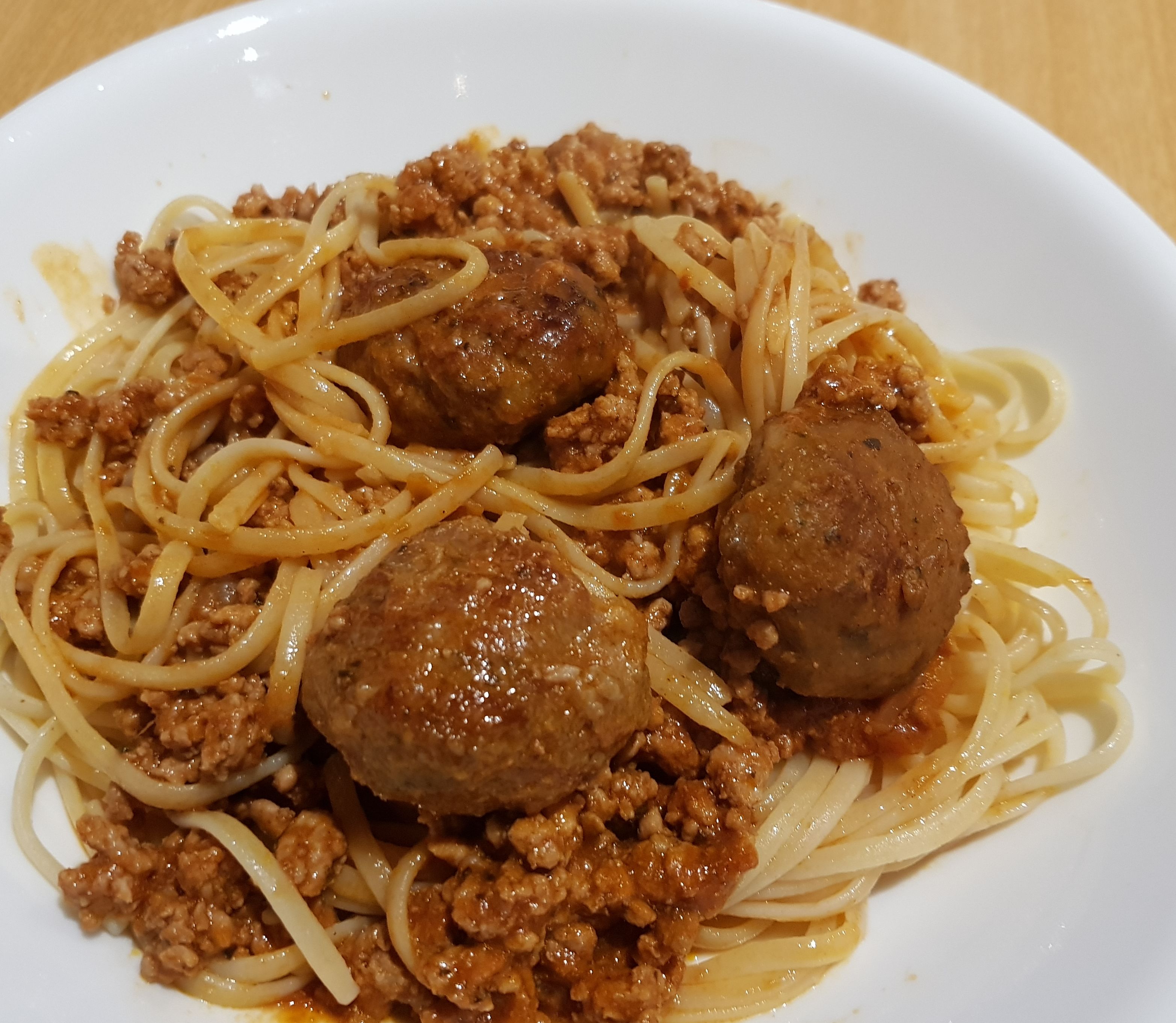 Spaghetti Bolognese meat balls | bunch