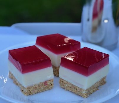 Red Jelly Slice | bunch