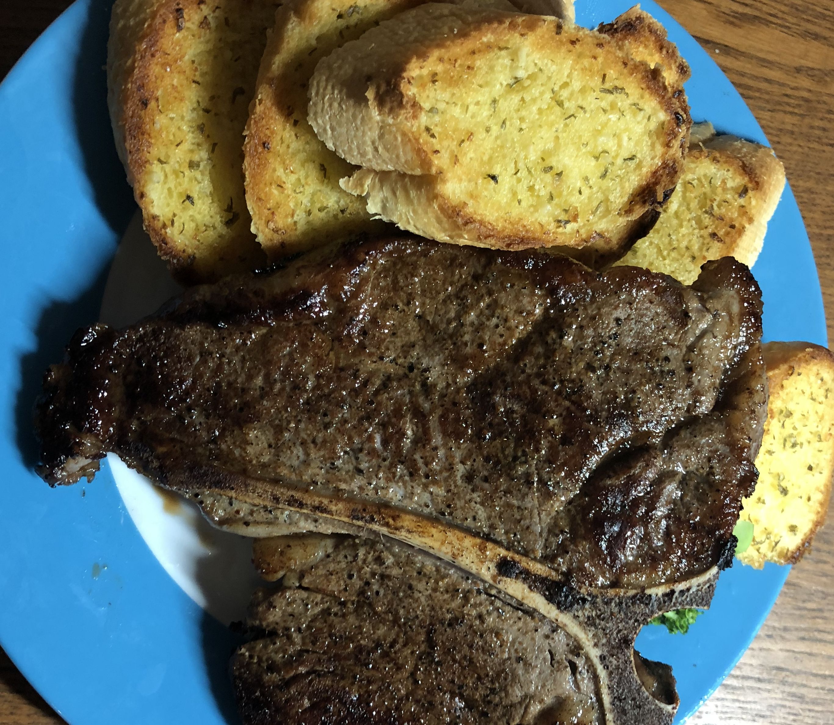 Steak with Garlic Bread | bunch