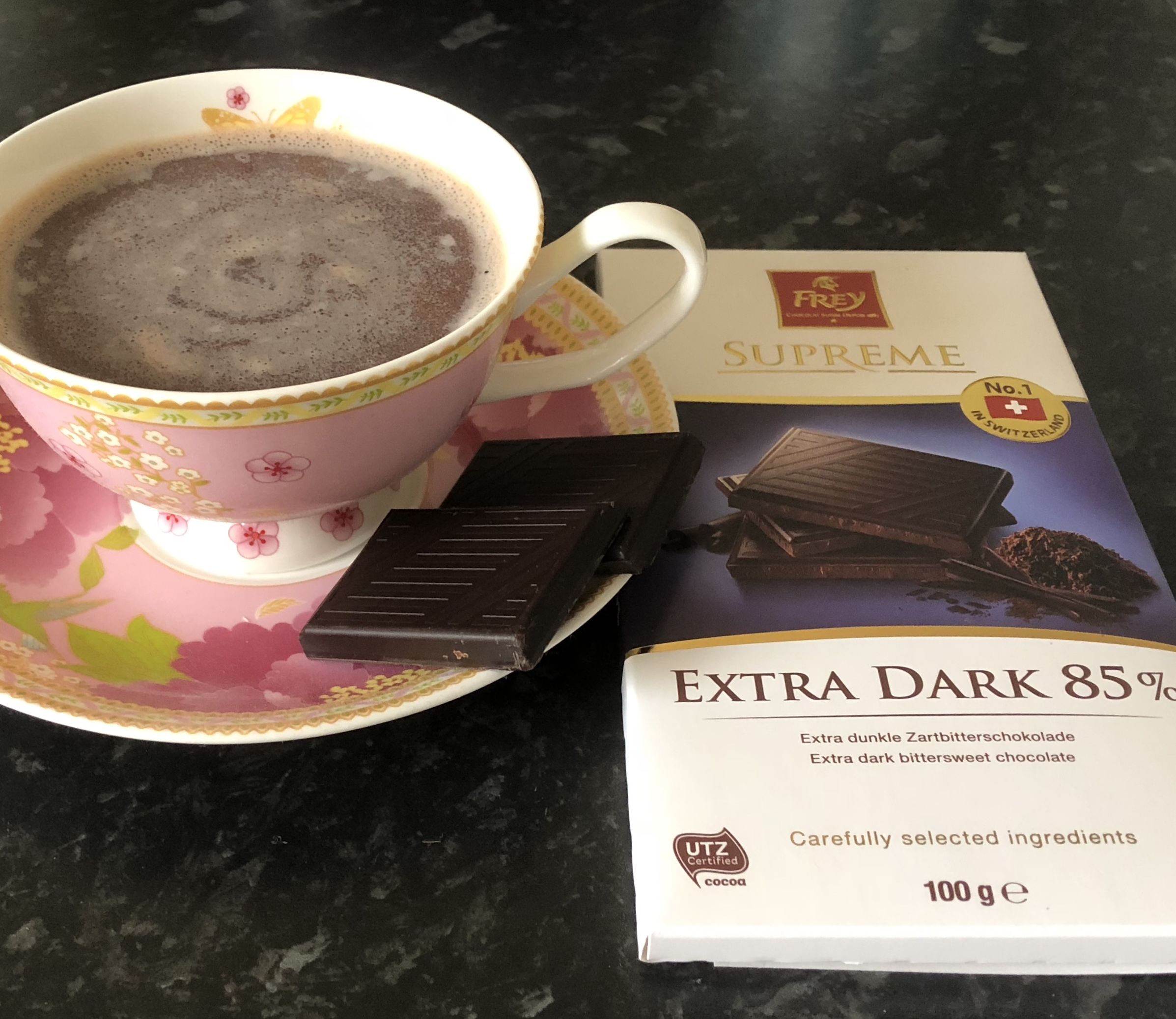 Dark hot chocolate | bunch