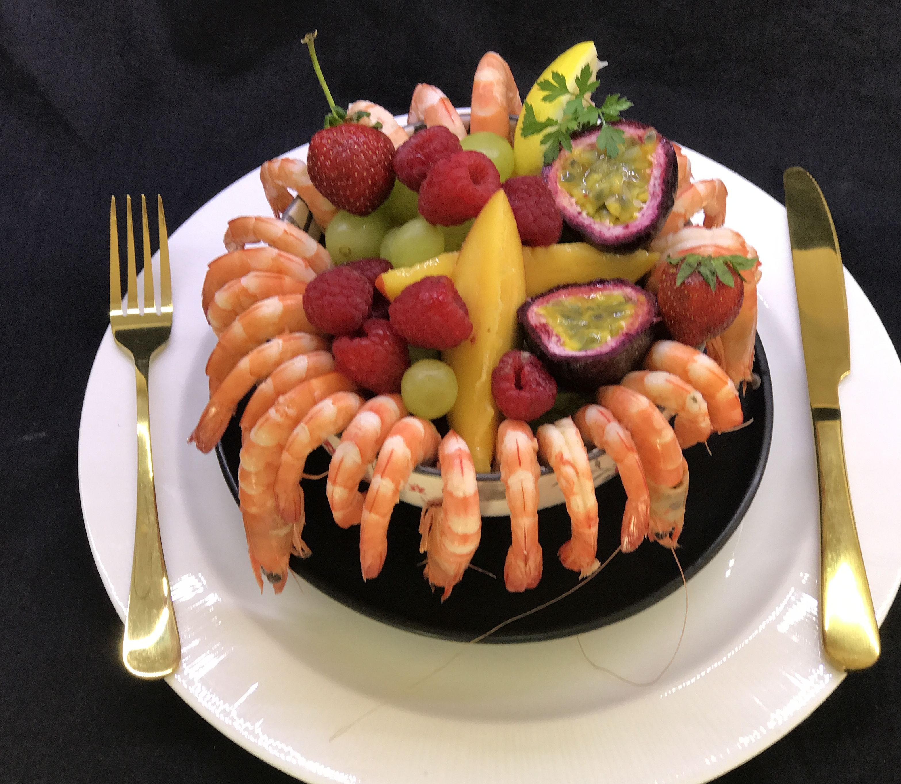 Fruit and prawn bowl | bunch