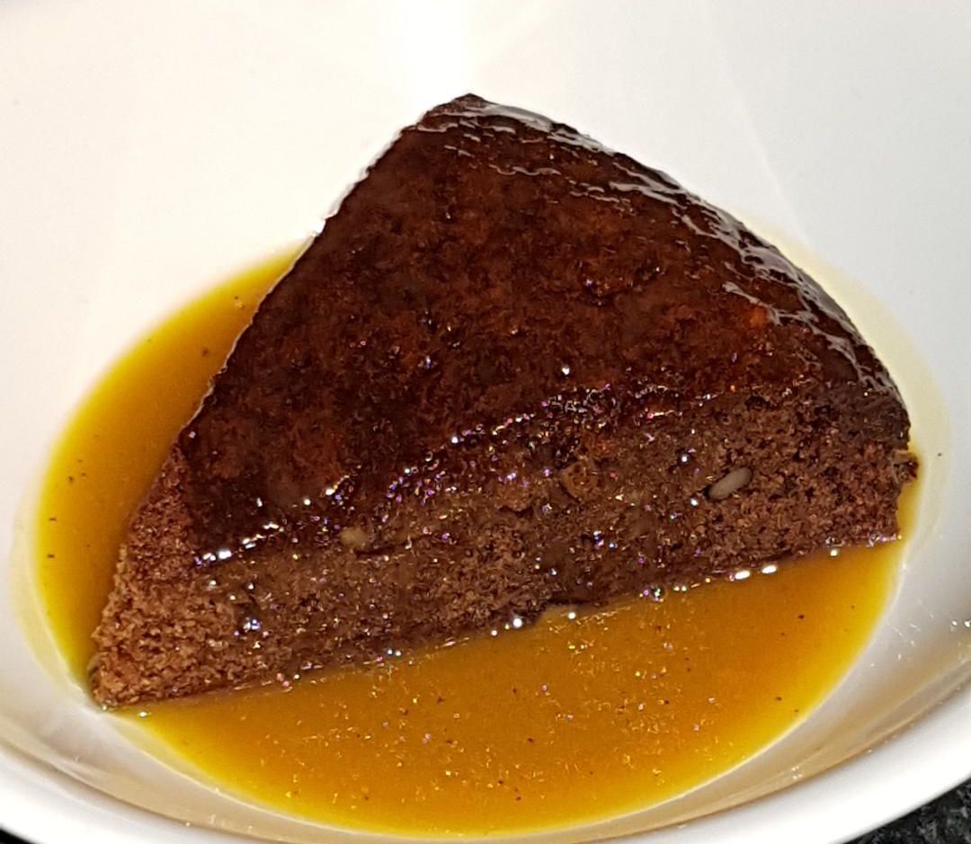 Sticky date pudding with caramel sauce | bunch