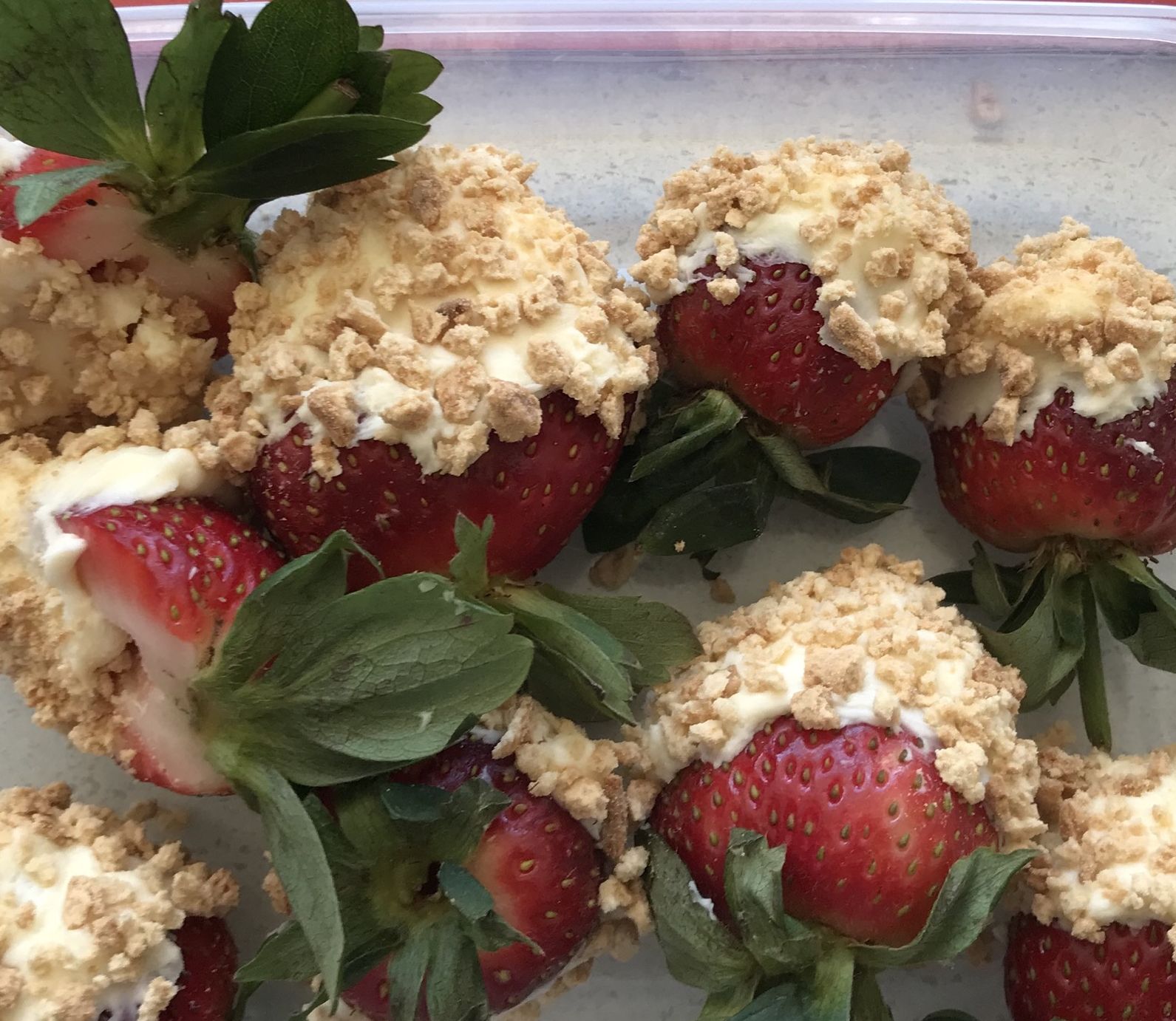 Strawberry bites | bunch